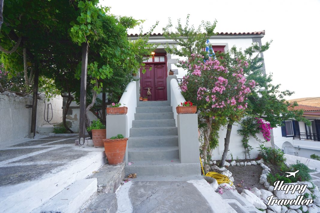 ΑΓΙΟΣ ΕΥΣΤΡΑΤΙΟΣ: Το πιο απομονωμένο νησί - Happy Traveller