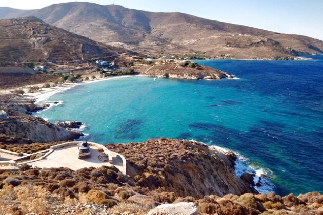 ΣΕΡΙΦΟΣ: Πλήρης ταξιδιωτικός οδηγός - Happy Traveller