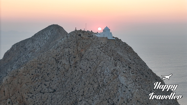 ΑΝΑΦΗ: Ο πιο πλήρης ταξιδιωτικός οδηγός - Happy Traveller