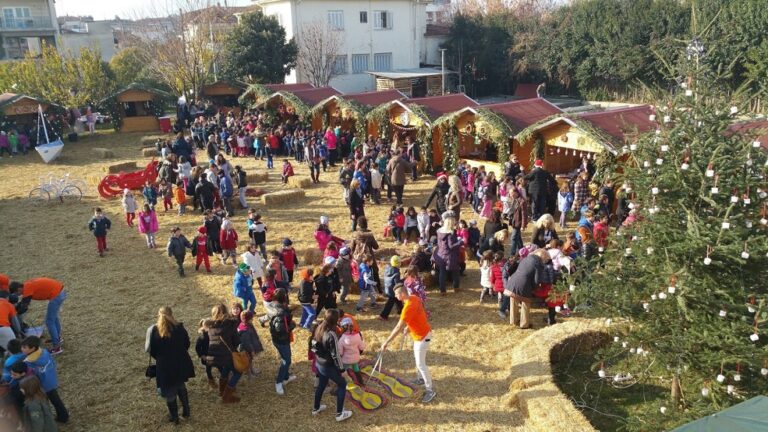 Όλα τα Χριστουγεννιάτικα Πάρκα στην Ελλάδα- Happy Traveller