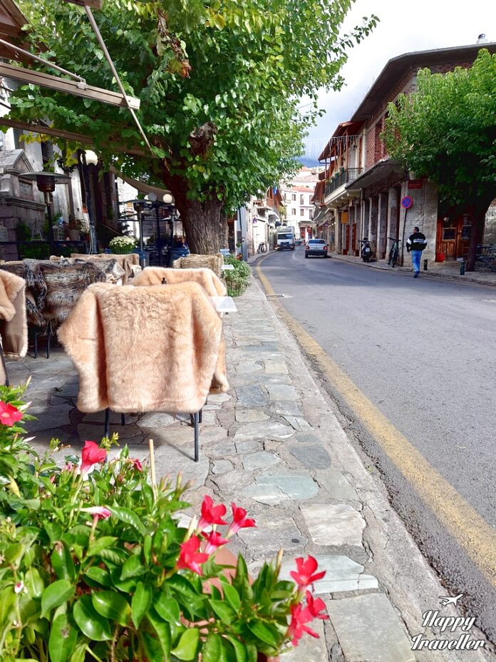 ΑΡΑΧΩΒΑ: Πλήρης ταξιδιωτικός οδηγός - Happy Traveller